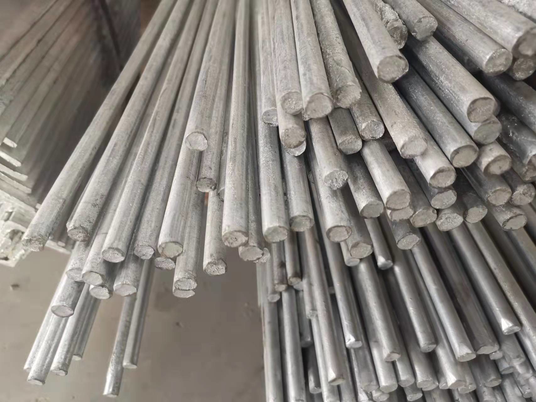 El carbono Astm A36 galvanizó Rod de acero 14m m 16m m